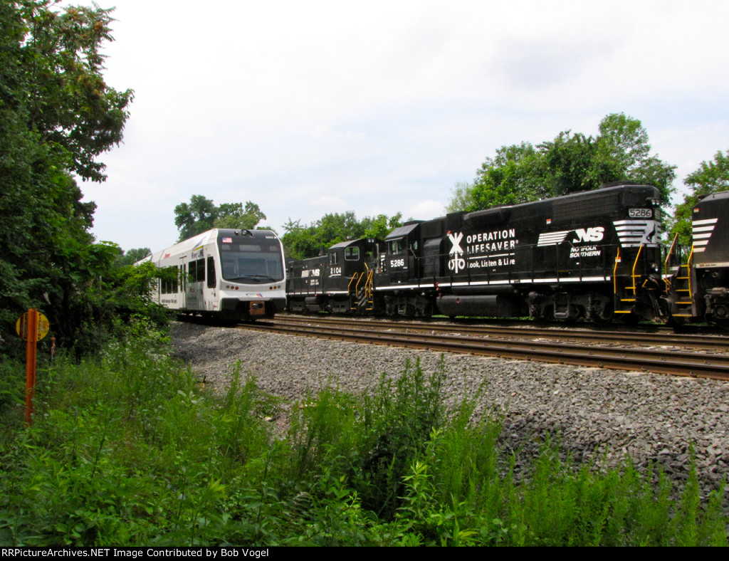 NJT 3503; NS 5286 and 2104